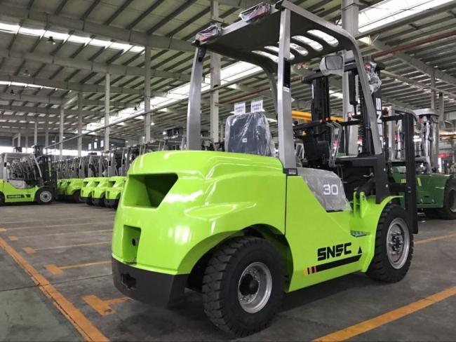 Powershif 2ton 3ton Fuel Forklift for Sale