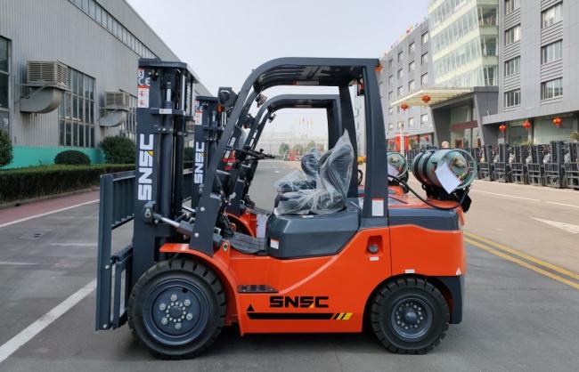 1.5/1.8/2/2.5/3/3.5 Ton LPG Gas Cylinders Gasoline Diesel Forklift