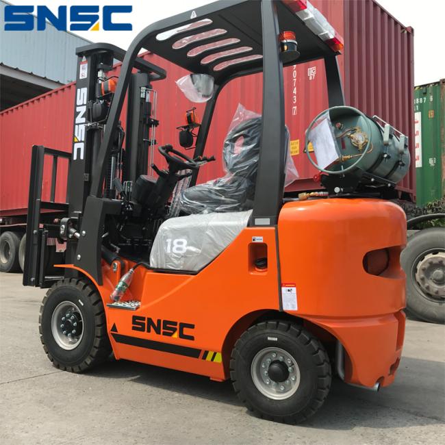 1.8t LPG Forklift Truck with Rotating Forks