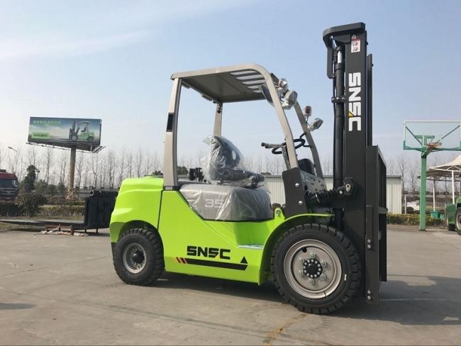 Isuzu Engine Forklift 3.5t Diesel Forklifter