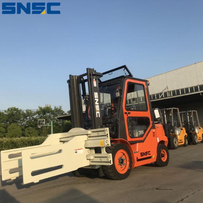 China Lp Gasoline Forklift Trucks Machine with Japan Engine