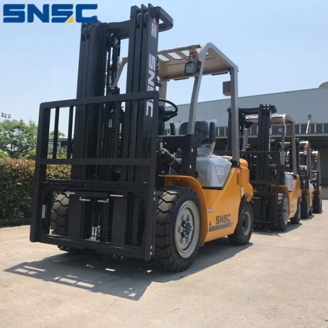 Container Forklift 2.5 Ton Gas LPG Forklift Truck