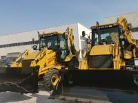 China Telescopic Loader Machinery 388 Front End Loader Backhoe Loader Welding Robot and Workers for sale
