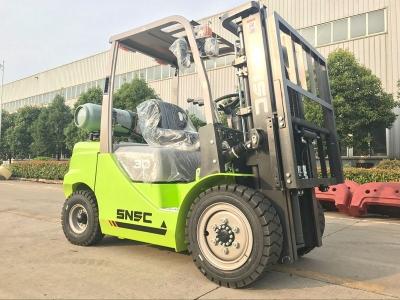 China Posicionamiento de la cabina ajustable 1.5t 2t 2.5t 3t 3.5t GPL Gasolina de carretilla elevadora en alta demanda en venta