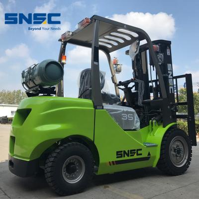 Cina Forklift a gas da 3,5 t con pneumatici o pneumatici solidi 2825*1230*2170 mm in vendita