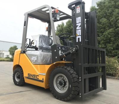 China Japan Engine 2.5ton LPG Forklift Load Center 500mm Duplex Mast for Your Requirements for sale