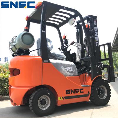 China Camión elevador de 1.8 t de GLP con transmisión automática y horquillas giratorias y luz LED en venta