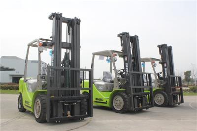 China Xc490 Engine Side Shifter Triplex Mast Container Forklift Truck for Container Handling for sale