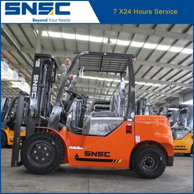 中国 高負荷センター ディーゼル 日本 三?? エンジン 3.5t フォークリフト 販売のため