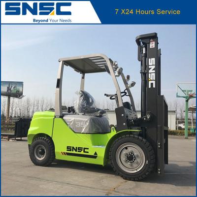 Cina Isuzu motore diesel carrello elevatore 3,5 tonnellate per operazioni di magazzino senza intoppi e sicuri in vendita