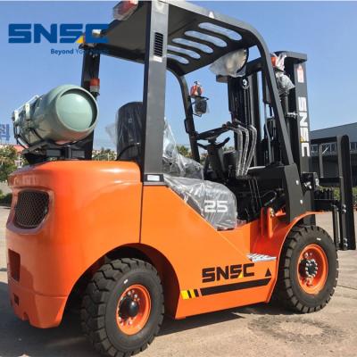 China 2.5 Tonelada Gpl Empilhadeira met USA Impco-omvormer en niet verstelbare cabine-locatie Te koop