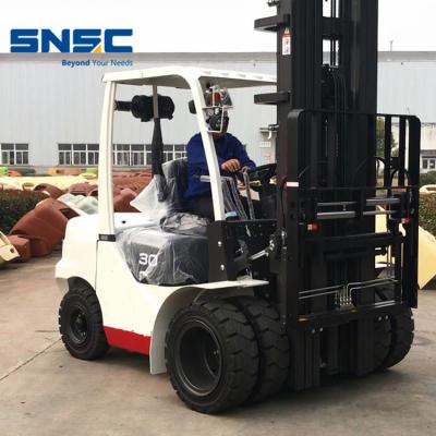 China 500mm Load Center 3ton Diesel Forklift with Double Front Tires and LED Light Options for sale