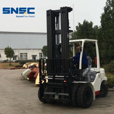China 500mm Load Center 3ton Diesel Forklift with Double Front Tires and LED Light Options for sale