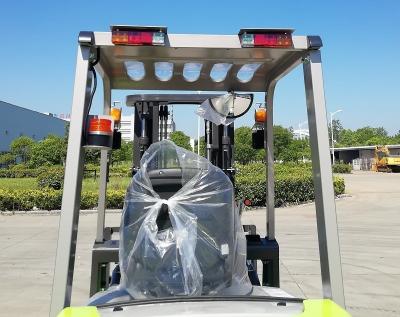 Cina 3350 kg 2 tonnellate Container forklift con altezza di sollevamento di 4500 mm e posizione regolabile della cabina in vendita
