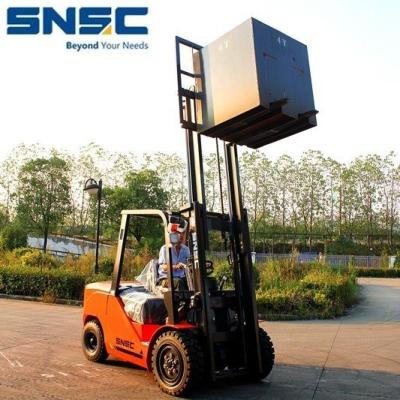 China Aanpassing 4ton Standard Fd40 Isuzu Diesel Vorklift Truck 1070*150*50mm Vork Grootte Te koop