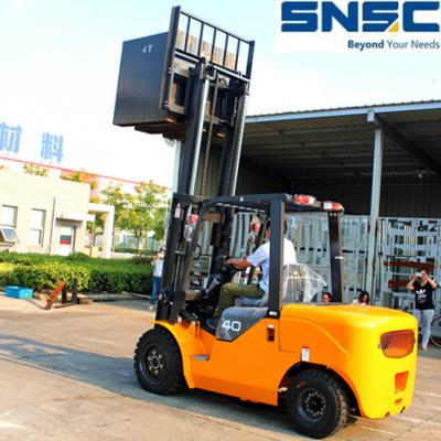 China Elevador de combustão de 4 toneladas com bombas hidráulicas fabricadas no Japão à venda