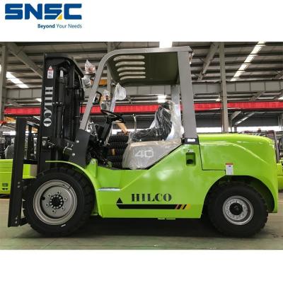 中国 4トンのフォークリフター 360度回転器と自動電気液圧トランスミッションシステム 販売のため