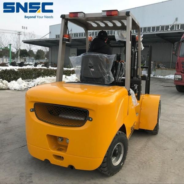 Quality Heavy Duty Container Lifting 4ton Diesel Forklift with Closed Cabin and LED for sale