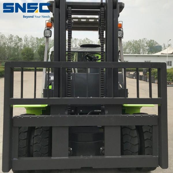 Quality 3000-7000mm Lift Height 5 Ton Diesel Forklift with Low Mast and Rated Load for sale