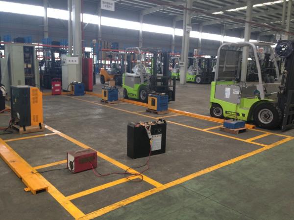 Quality Automatic Transmission 1.6 Ton Three Wheel Electric Forklift with Luxury for sale