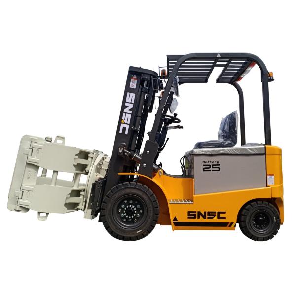 Quality 2.5 Ton Capacity Chery Electric Fork Lift 2 Stage / 3 Stage With AC Motor And Adjustable Cab Location for sale