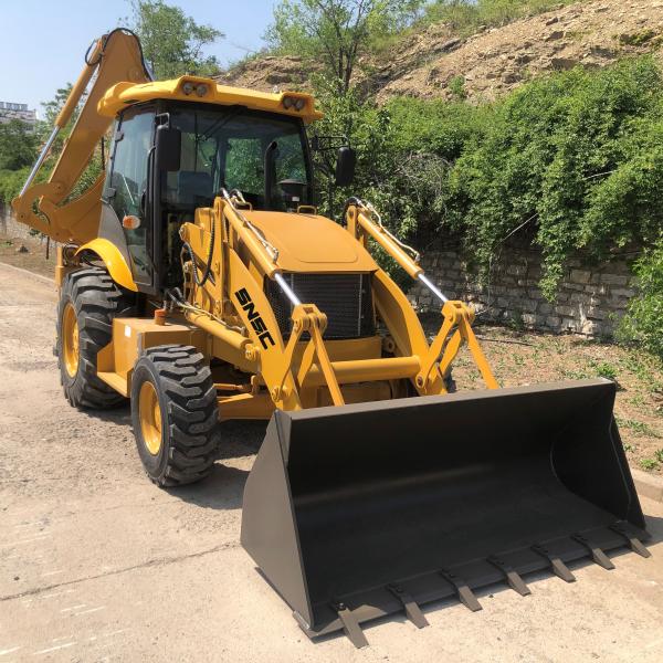 Quality 2.5 Ton 4WD Backhoe Loader with Quancheng Hydraulic Pump and Chuanye Hydraulic Cylinder for sale