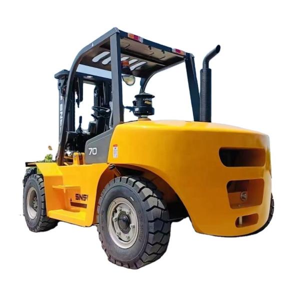 Quality 20 Years Experience Rough Terrain Forklift with Diesel Engine and 7 Ton Capacity for sale