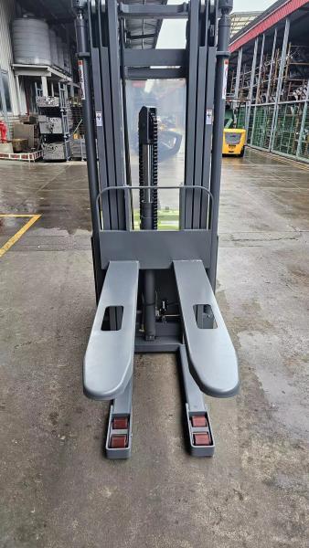 Quality AC Motor Powered SNSC Semi Electric Pallet Truck with Lifting Function and for sale
