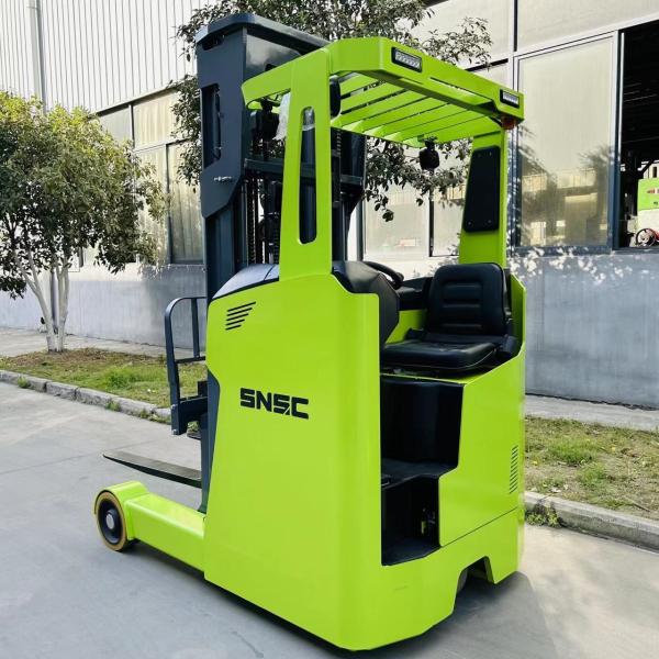 Quality SNSC 2ton Capacity Max Lift Height 6m 8m 10m 12m Narrow Aisle Montacargas Double Reach Truck Forklift for sale