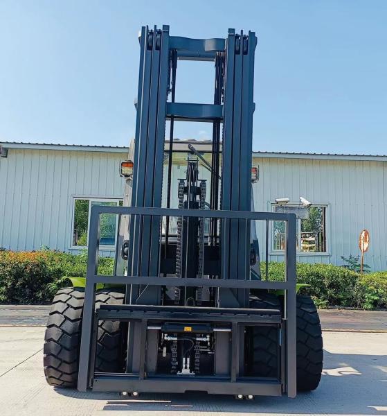 Quality 1150mm Fork Length 4 Ton 4-Wheel Telehandler Forklifts for Off Road and Rough for sale