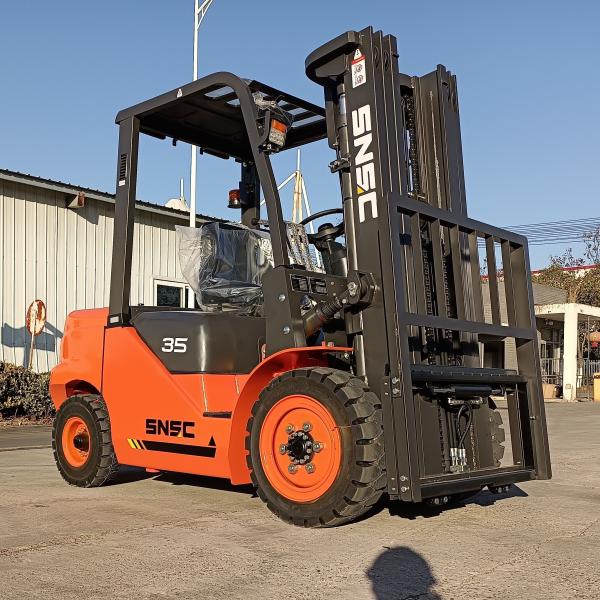Quality Backhoe Loader FD35 3.5 Ton Rough Terrain Forklift with Japanese Engine and Side for sale