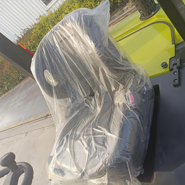 Quality 3.5 Ton 3000kg Triple Mast Diesel Forklift Off Road 4X4 Wheel Loader for Home on for sale