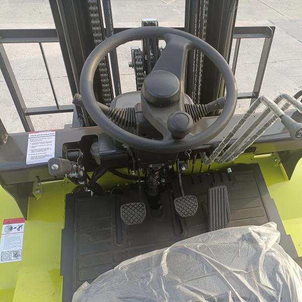 Quality 3.5 Ton 3000kg Triple Mast Diesel Forklift Off Road 4X4 Wheel Loader for Home on for sale