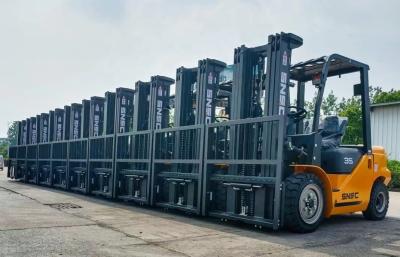 中国 3t 3.5t カーリラエレベーター 多機能フォークシェルブロッククランプフォークリフト 販売のため