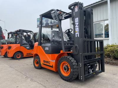 Cina FL25 2.5 tonnellate SNSC LPG forklift con motore Nissan K25 in vendita