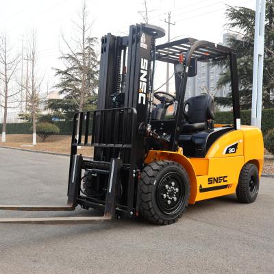 China 3 Ton Diesel Forklift Truck Suitable For Tough Working Conditions for sale