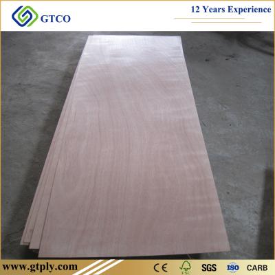 China 820X2150X2.7mm Okoume Veneer Door Skin Plywood for sale
