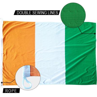 中国 3x5'コートジボワール国旗 ニットポリエステルロープとループ 室内・屋外向け 販売のため