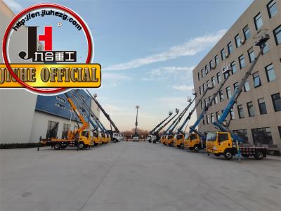 Cina JIUHE Marca JMC 4x2 32M 36M Scala Trasloco Veicolo Mobili Furniture Camion elevatore Camion sollevamento sabbia Camion scala aerea in vendita