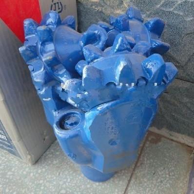 China Steel Tooth Tricone,Drill Bit,Steel Tooth Tricone Rock Bit Drilling,Milled Tooth Bit,Roller Cone Drill Bit,Rock Bit for sale