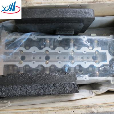 China Complete D4CB Cylinder Head Assembly For HYUNDAI H1 / Starex / H100 22100-4A000 for sale