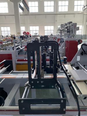 Cina Borsa del fazzoletto per il trucco che fa macchina che svolge 1000mm 3200X250X1680mm in vendita