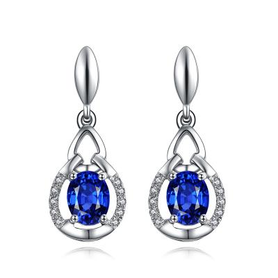 China Solid 18k Gold Gemstone Earrings Natural Blue Sapphire Stud Earrings for sale