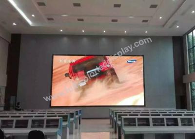 China Instalação fixa interna de Polo da exposição de diodo emissor de luz do passo do pixel do Portable 3mm a única à venda