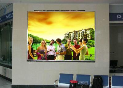 Cina Schermo di visualizzazione principale dell'interno dell'esposizione di LED di P1.56 Ultral HD il video con Governo della pressofusione in vendita