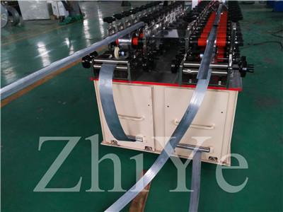 China Yelow Steel    Light Gauge Steel Cw Uw Truss Roll Forming Machine for sale