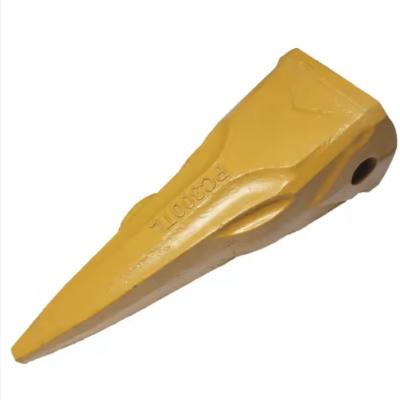 China Low Alloy Steel Bulldozer Ripper Tooth KOMATSU 300 PC300TL Excavator Teeth Replacement 8.3kg for sale
