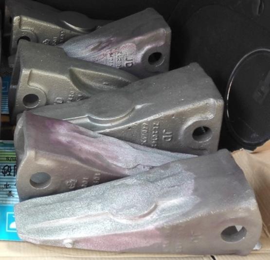 Quality 61N8-31310 10.2kg Daewoo Bucket Teeth Durable Alloy Steel Excavator Bucket Teeth Types for sale