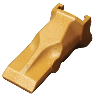 China Excavator Komatsu Bucket Tooth in HRC48-52 Hardness and Yellow for sale