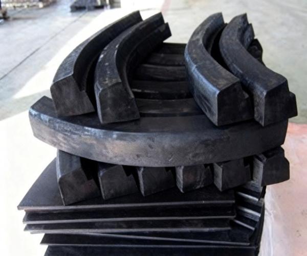 Quality High Manganese Steel Bucket Tooth with HRC 45-55 Hardness and Heat Treated for Durability Excavator Tooth Adapter for sale